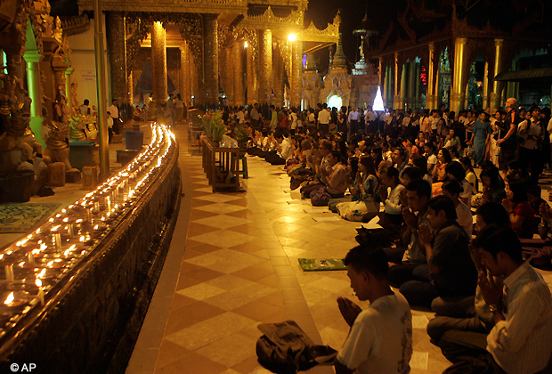 Full Moon Day celebrations!