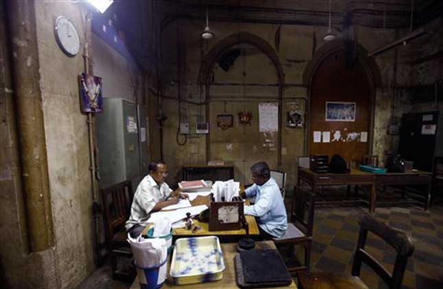 India bids adieu to telegrams