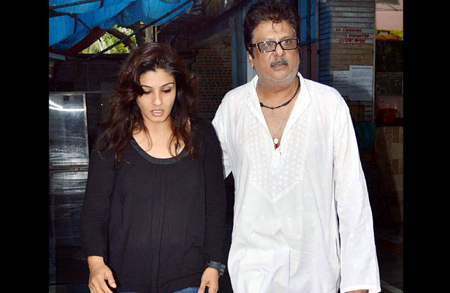 Bollywood stars attend prayer meet for actor Jagdish Raj