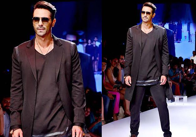 Celebs scorching the ramp at Lakme Fashion Week 2015